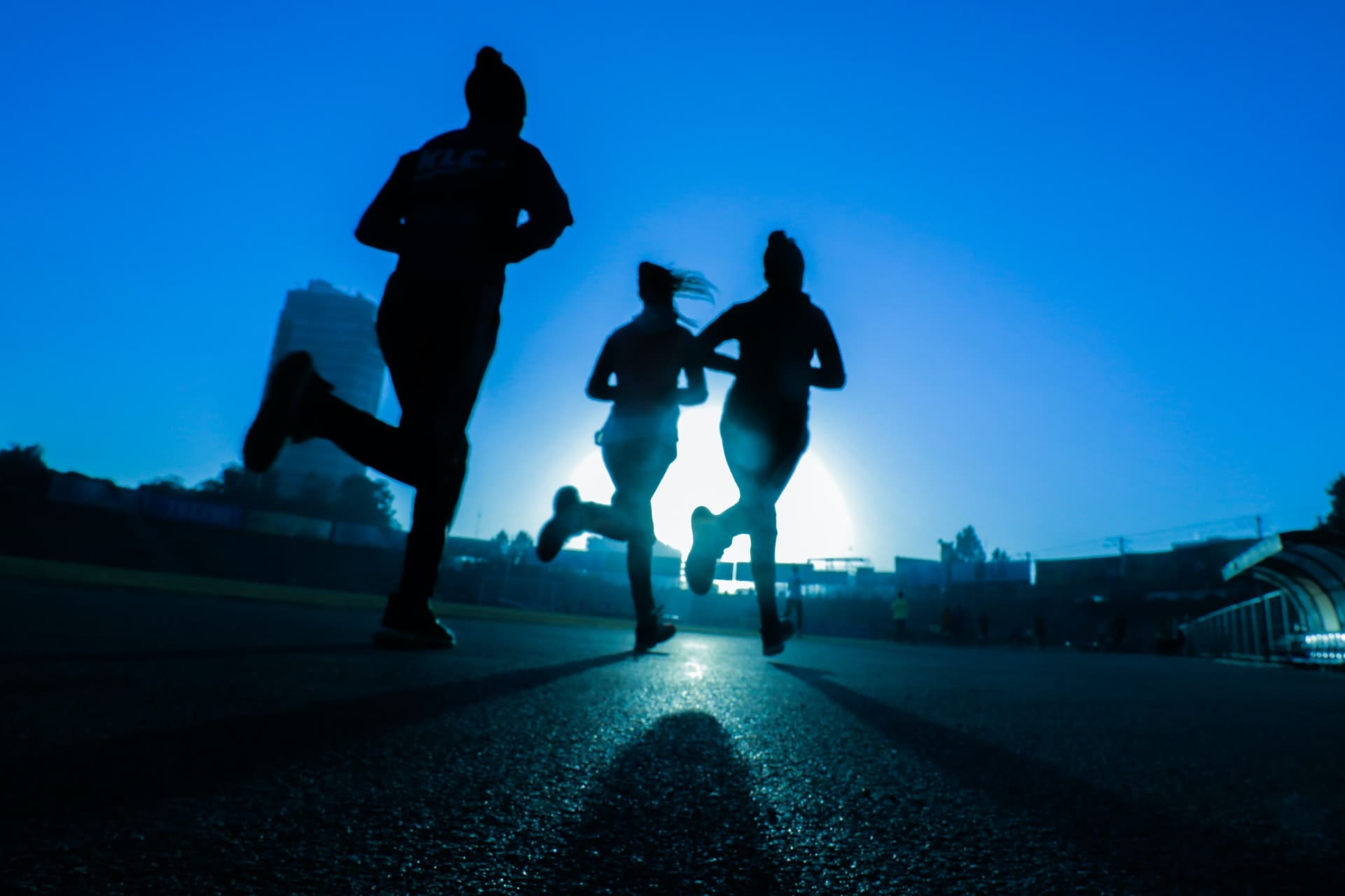 9 Great Benefits Of Running In Groups